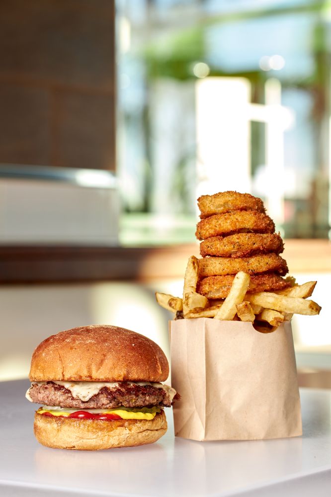 BURGER LOUNGE - Updated January 2026 - 363 Photos & 492 Real Reviews ...