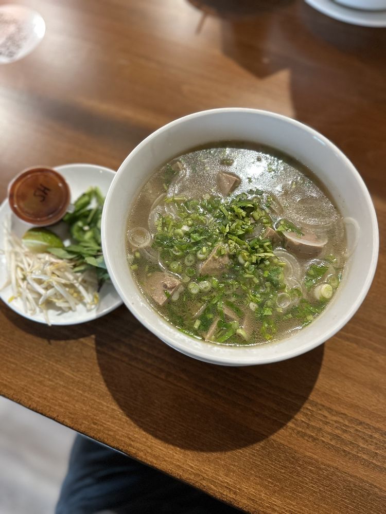 BANH APPETIT - 26 Photos & 16 Reviews - 2892 S Church St, Murfreesboro ...