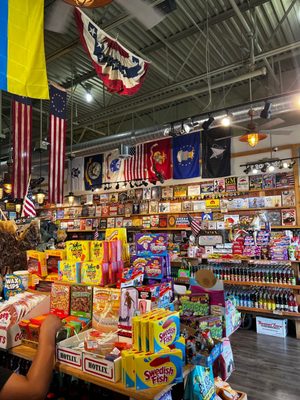 ROCKET FIZZ - Updated October 2025 - 35 Photos & 37 Reviews - 5166 N ...