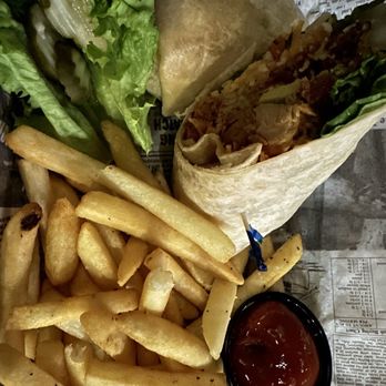 THE IRISH ROVER PUB - Updated December 2025 - 161 Photos & 313 Reviews ...