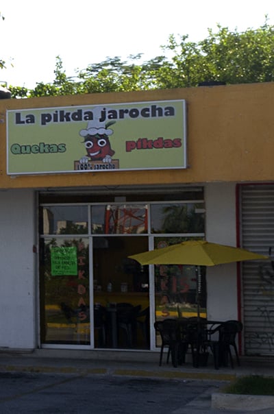 LA PIKDA JAROCHA - Av. Chacmool esquina con Av. Jacinto Canek, Cancún ...