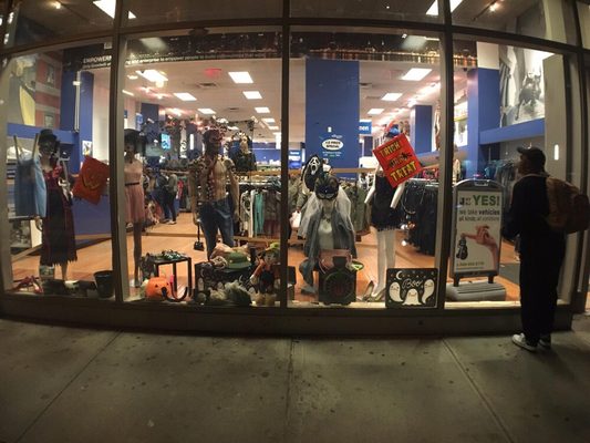 GOODWILL NYNJ STORE & DONATION CENTER - Updated December 2025 - 26 ...