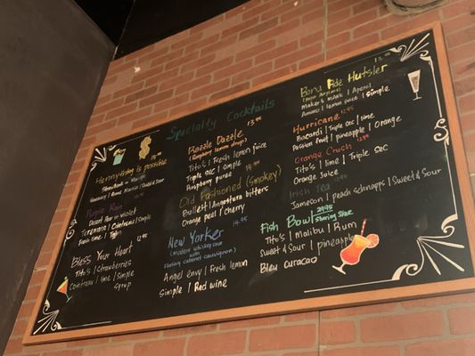 MR. BOIL - Updated April 2026 - 328 Photos & 323 Reviews - 704 Mariners ...
