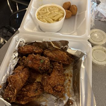 CATFISH STATION - Updated November 2025 - 112 Photos & 148 Reviews ...