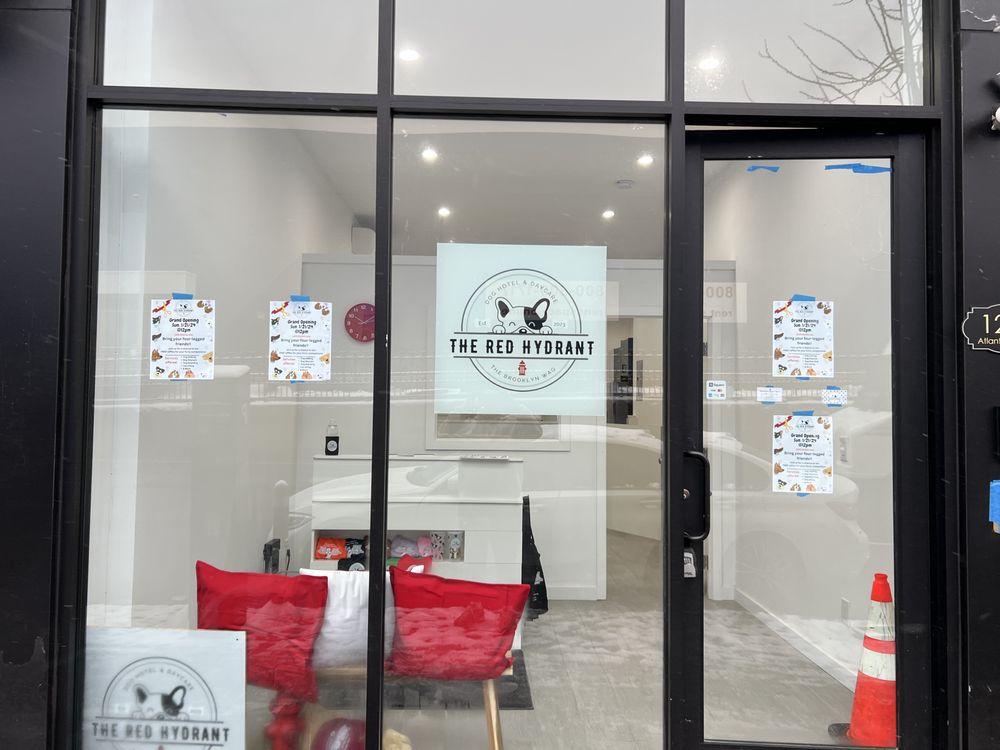 THE RED HYDRANT DOG HOTEL AND DAYCARE - Updated September 2025 - 1219 ...