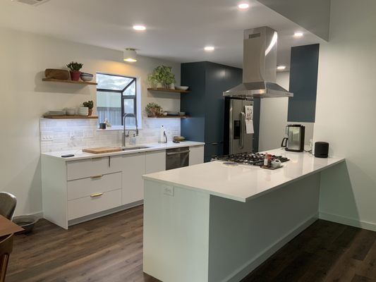 INSIDE OUT CONSTRUCTION - Updated August 2025 - 159 Photos & 28 Reviews ...