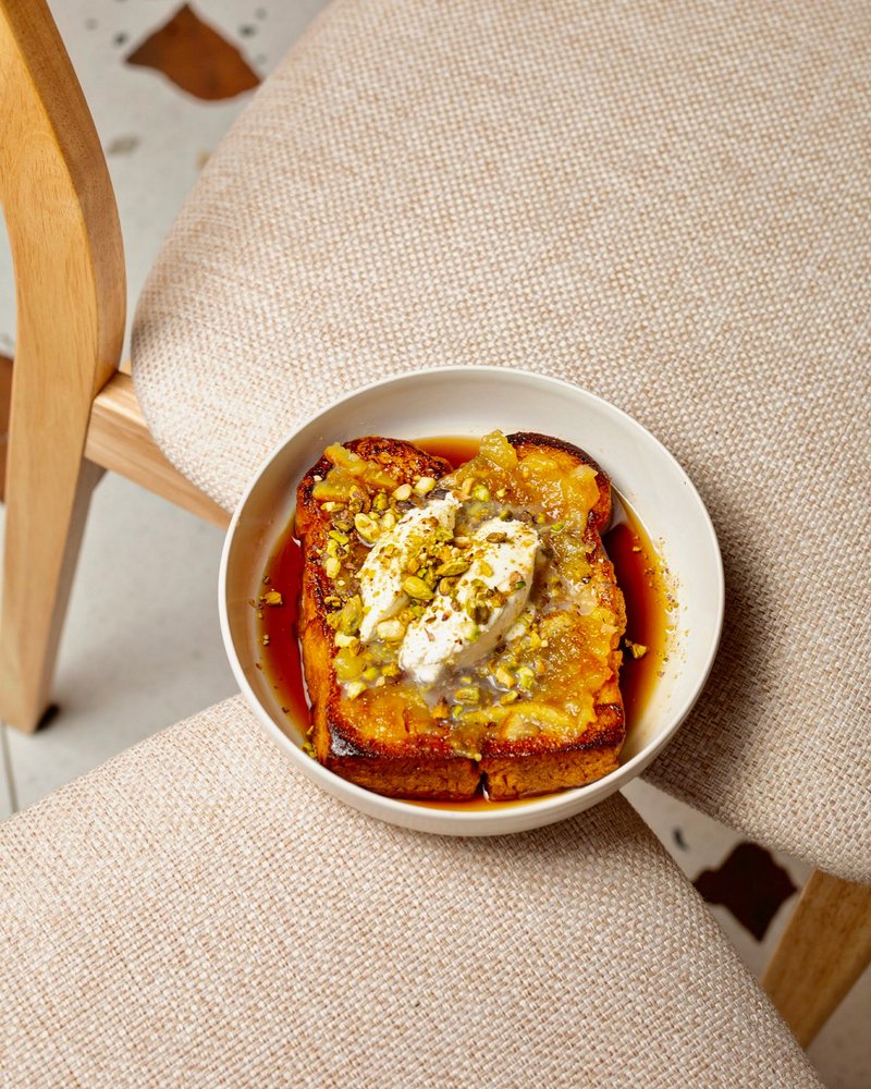 RESTAURACJA YOLO - Updated November 2024 - 36 Photos - Księdza Ignacego ...