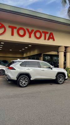 SERVCO TOYOTA LEEWARD - Updated October 2025 - 202 Photos & 428 Reviews ...