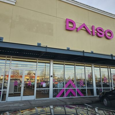 DAISO - Updated January 2026 - 11 Photos - 2050 Marketplace Dr ...