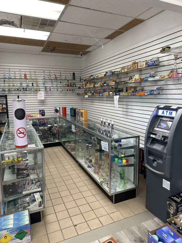 SMOKERS EXPRESS OF AUBURN HILLS - Updated January 2026 - 3031 E Walton ...