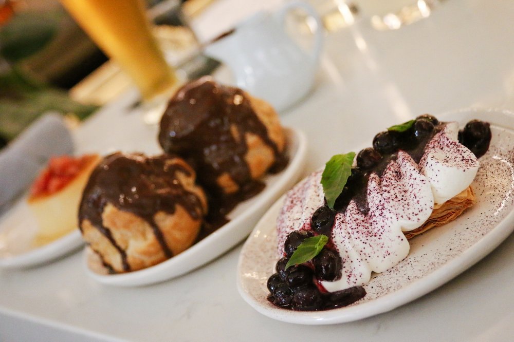 EASY BISTRO - Updated June 2025 - 209 Photos & 122 Reviews - 801 ...