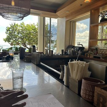 HAU TREE - Updated October 2025 - 2889 Photos & 932 Reviews - 2863 ...