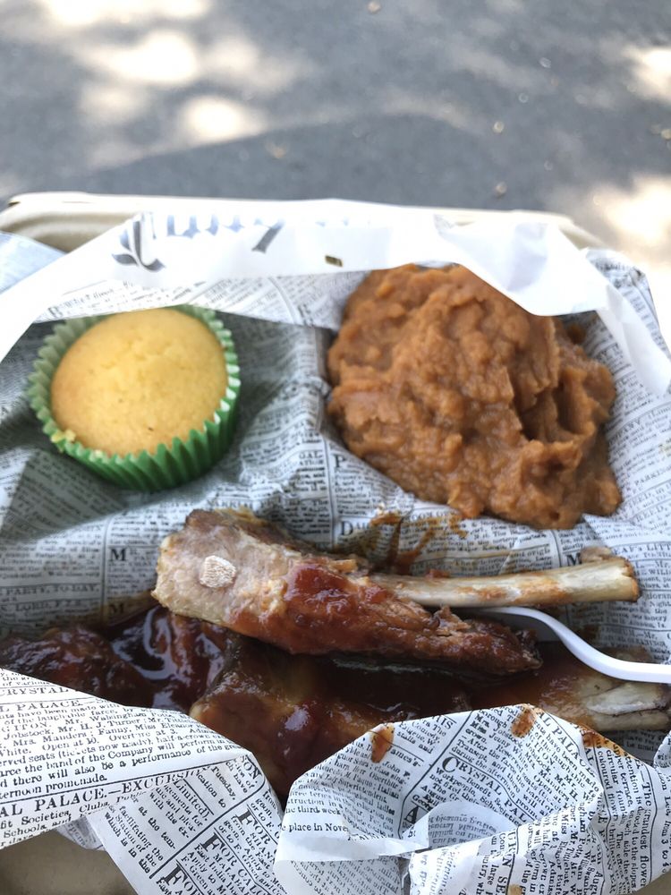 SMOKEY DIVAS - Updated August 2024 - 31 Photos & 62 Reviews - 239 Onota ...