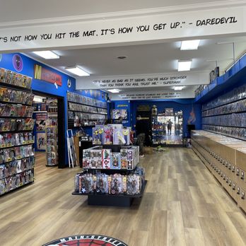 MAIN STREET COMICS & TOYS - Updated January 2026 - 43 Photos & 39 ...