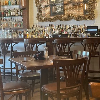 SALT FACTORY PUB - Updated June 2024 - 457 Photos & 554 Reviews - 952 ...