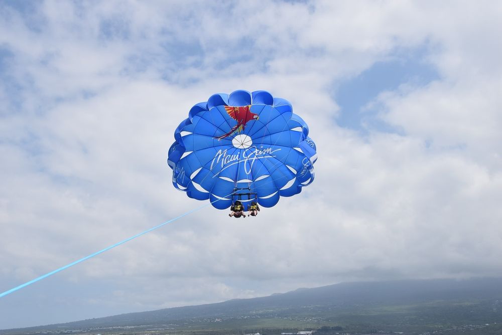 UFO PARASAIL - Updated January 2026 - 170 Photos & 193 Reviews - 75 ...