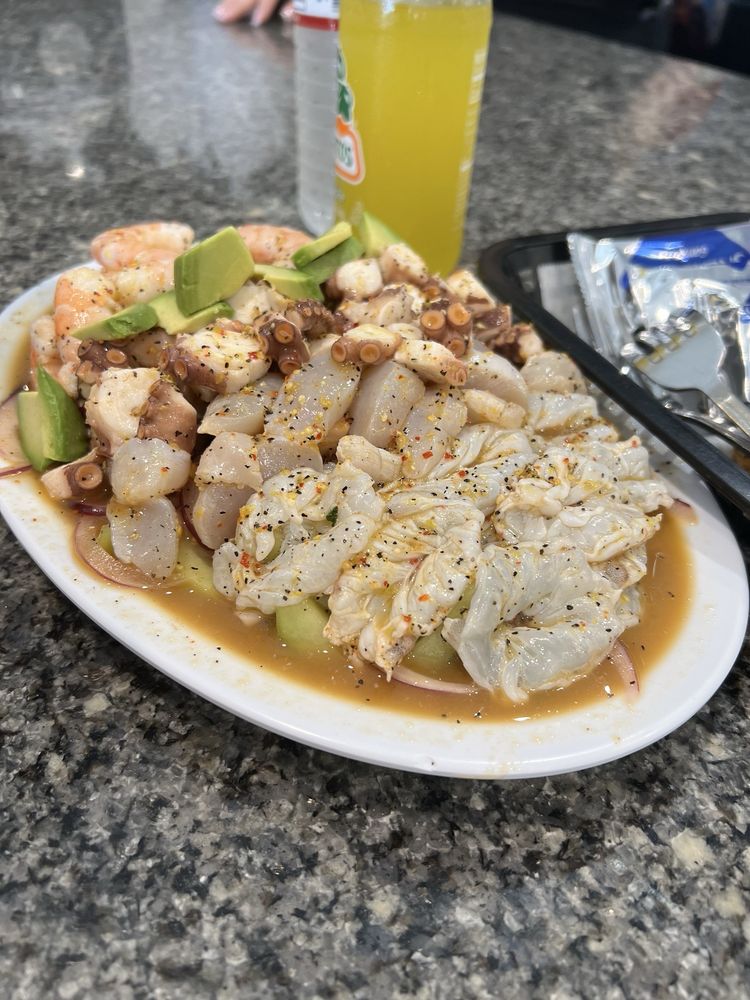 MARISCOS DON MONCHIS - Updated September 2025 - 57 Photos & 67 Reviews ...