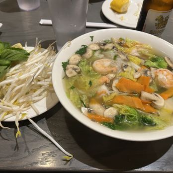 PHO GRAND - Updated July 2025 - 783 Photos & 846 Reviews - 277 Grand St ...