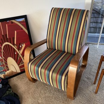 UPSCALE CONSIGNMENT FURNITURE Updated February 2025 40 Photos 27 Reviews 3236 Auburn Blvd Sacramento California Used Vintage Consignment Phone Number Yelp