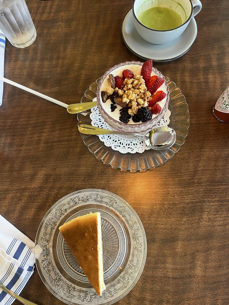 SUNNY SIDE CAFE - Updated April 2024 - 92 Photos & 39 Reviews - 2940 ...