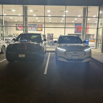 SEDANO FORD - Updated November 2024 - 72 Photos & 114 Reviews - 8970 La ...