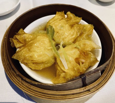 SHARK FIN INN - Updated December 2025 - 75 Photos & 29 Reviews - 50 ...