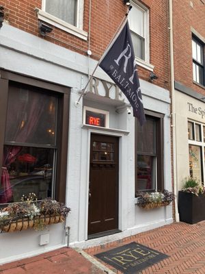 RYE - Updated December 2025 - 229 Photos & 285 Reviews - 1639 Thames St ...