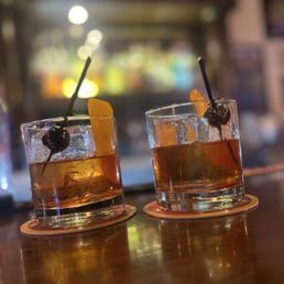 CROSSROADS SALOON AND STEAKHOUSE - Updated July 2025 - 352 Photos & 630 ...