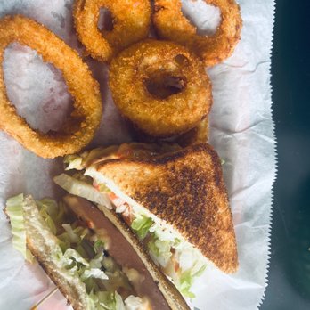 FITZ ON MAIN - Updated June 2024 - 90 Photos & 80 Reviews - 109 N Main ...