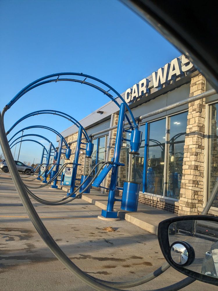 BLUE TIDE CAR WASH - Updated December 2024 - 1211 S Darryl Pl, Sioux ...