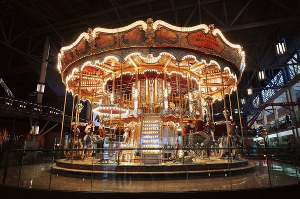 MÉGA PARC - 51 Photos & 16 Reviews - 5401 Boulevard des Galeries ...