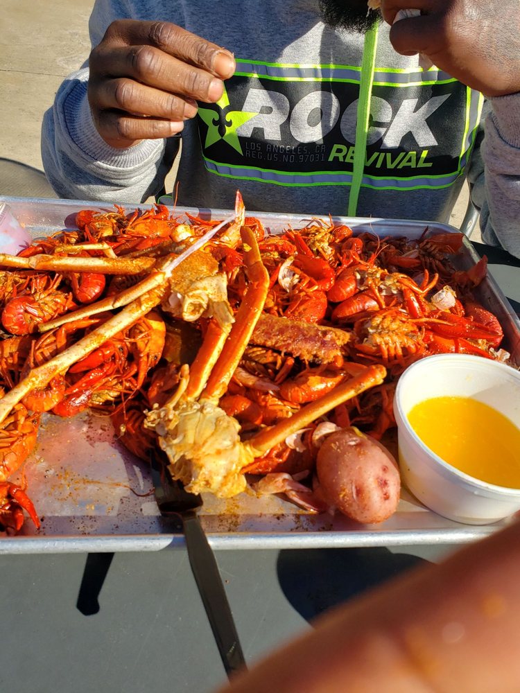 THE CATCH - Updated April 2024 - 100 Photos & 234 Reviews - 3312 N ...