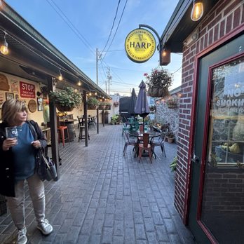 THE GARRYOWEN IRISH PUB - Updated July 2025 - 678 Photos & 875 Reviews ...