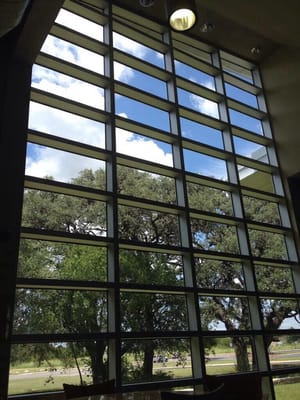 MAURY MAVERICK LIBRARY - Updated September 2025 - 26 Photos & 23 ...