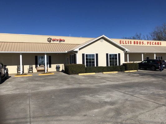 ELLIS BROS PECANS - Updated January 2025 - 111 Photos & 67 Reviews ...