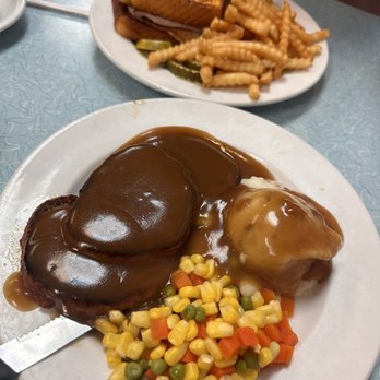 WHITE PALACE GRILL - Updated August 2024 - 398 Photos & 627 Reviews ...