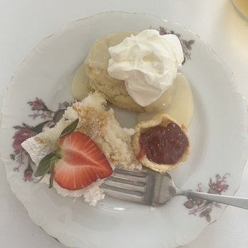 ASHES’ BOUTIQUE AND TEA GARDEN - 222 Photos & 61 Reviews - 332 2nd St S ...