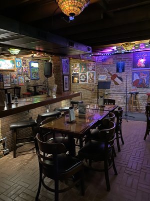 FOX’S LAIR - Updated April 2025 - 88 Photos & 27 Reviews - 349 Telfair ...