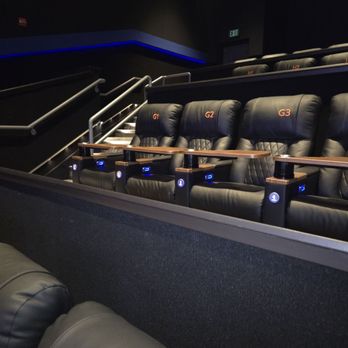 REGAL EDWARDS TEMECULA - Updated August 2025 - 436 Photos & 366 Reviews ...