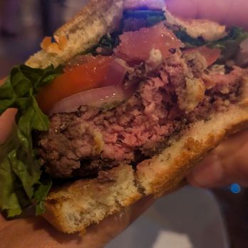 MONTEREY COURT - Updated December 2025 - 273 Photos & 157 Reviews - 505 ...