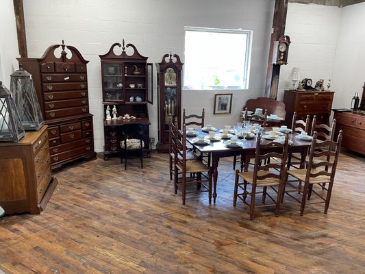 SPRINGFIELD ANTIQUE BARN - Updated January 2026 - 49 Photos & 13 ...