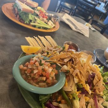 ECLECTIC CAFE - Updated October 2025 - 227 Photos & 364 Reviews - 7053 ...