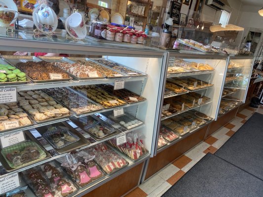 NIAGARA HOME BAKERY - 58 Photos & 36 Reviews - Bakeries - 66 Queen St ...