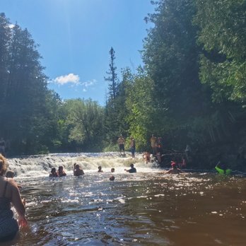 OCQUEOC FALLS - Updated January 2026 - 61 Photos & 18 Reviews - 1200 ...