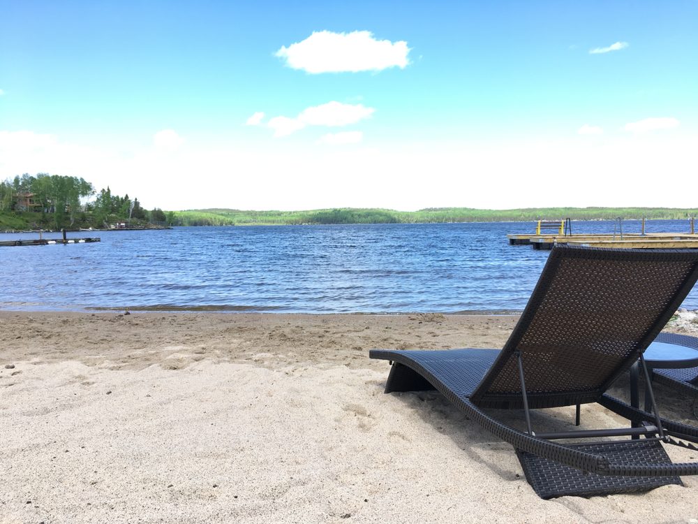 GULLROCK LAKE LODGE - Updated May 2026 - 10 Photos - Off Highway 105 ...