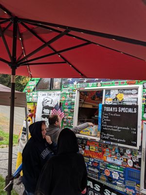 VAGABOND FOOD TRUCK - Updated June 2026 - 35 Photos & 64 Reviews ...