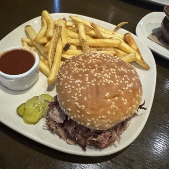 JACK STACK BARBECUE - LEE’S SUMMIT - Updated August 2025 - 427 Photos ...