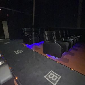 AMC HIGH POINT 8 - Updated June 2025 - 20 Photos & 30 Reviews - 2705 N ...