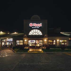 ZIPPY’S KALIHI - Updated June 2025 - 529 Photos & 197 Reviews - 904 ...