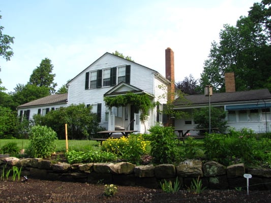 SPRING HILL HISTORIC HOME - Updated December 2025 - 1401 Spring Hill Ln ...